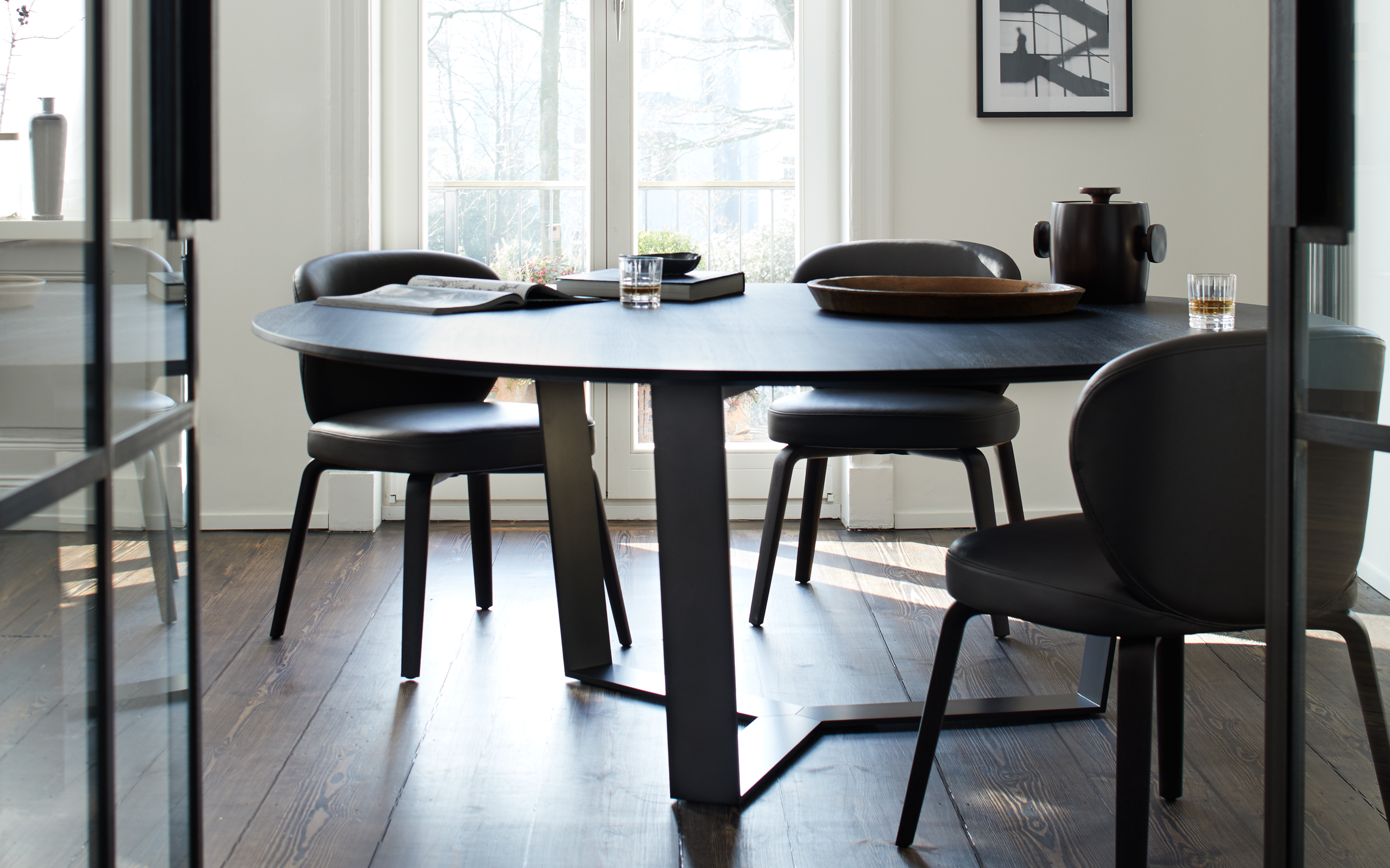 PERO Table Round — more